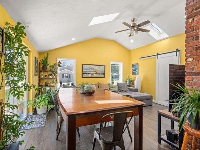 house with 2 bedroom, Spencer MA ES104188682