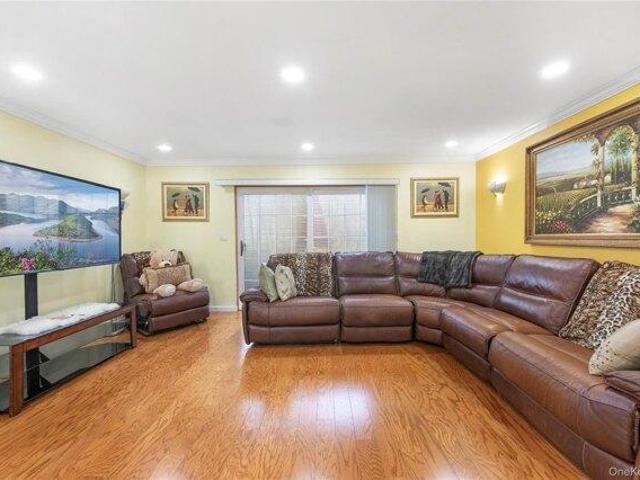 house with 2 bedroom, Spring Valley NY DLS101800059