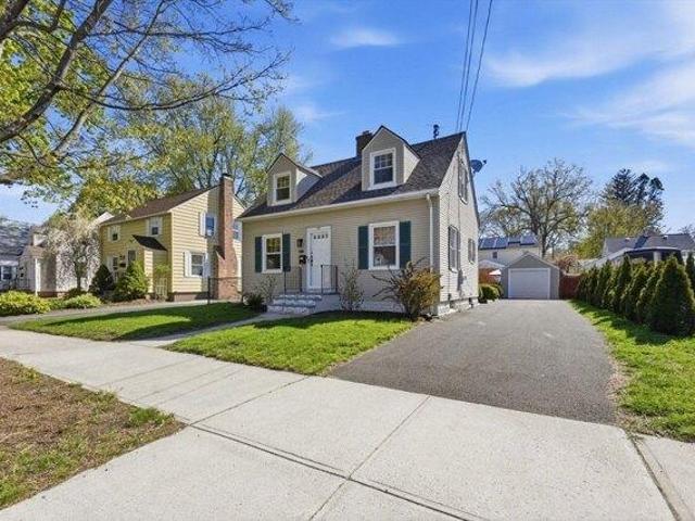 house with 2 bedroom, Springfield MA DLS101780621