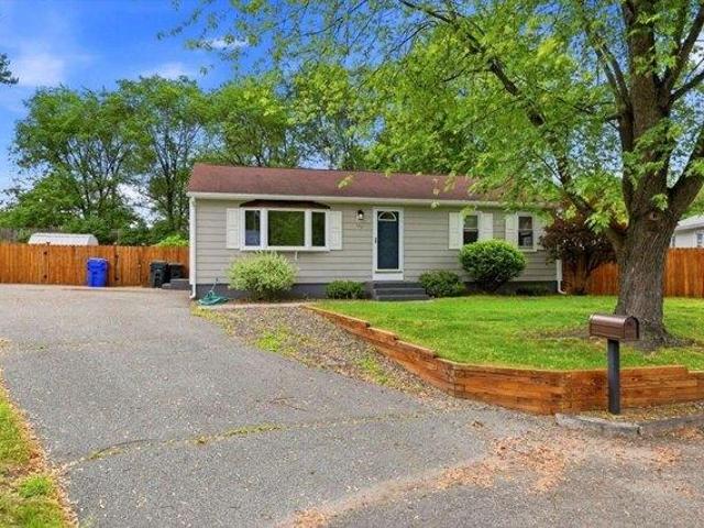house with 2 bedroom, Springfield MA DLS103098248