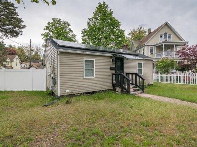 house with 2 bedroom, Springfield MA DS102593849