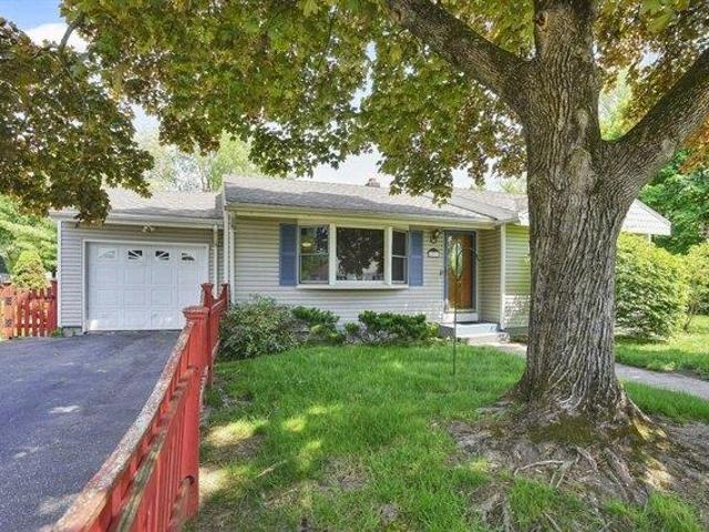 house with 2 bedroom, Springfield MA DS102801085