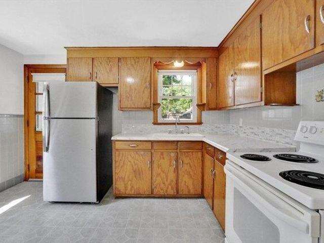 house with 2 bedroom, Springfield MA DS103887461