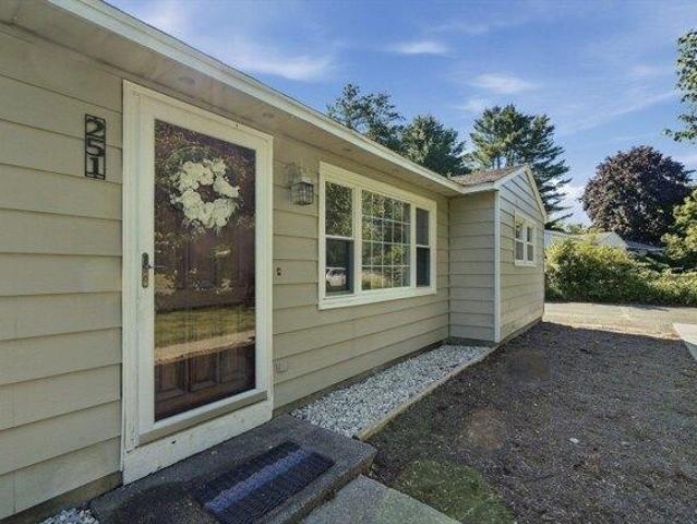 house with 2 bedroom, Springfield MA DS103928741