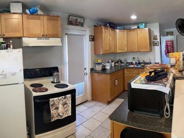 house with 2 bedroom, Springfield MA DS104011524
