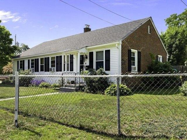 house with 2 bedroom, Springfield MA DS104407975