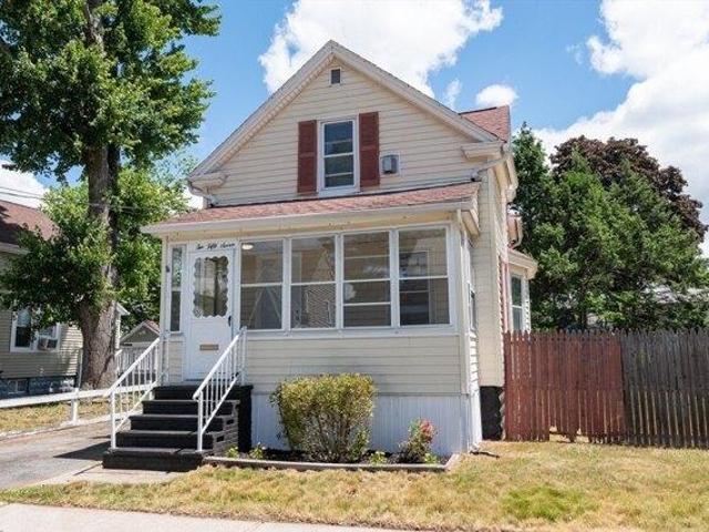 house with 2 bedroom, Springfield MA ES103709905