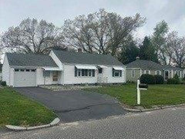 house with 2 bedroom, Springfield MA ES103807646
