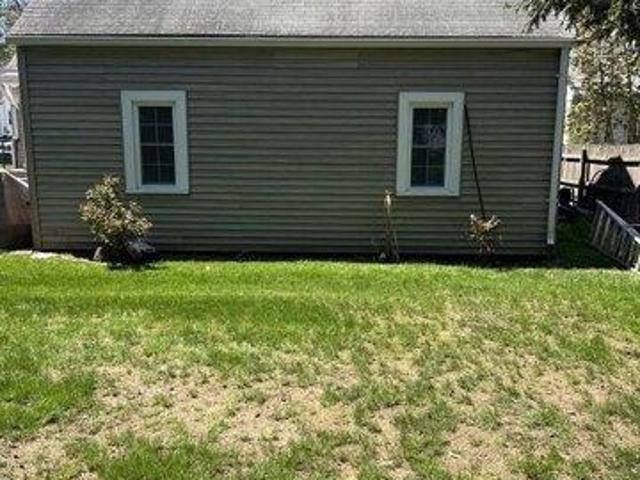 house with 2 bedroom, Springfield MA ES103930418