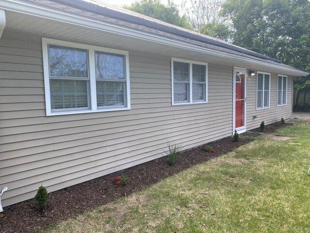 house with 2 bedroom, Springfield MA ES104189785