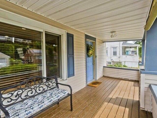 house with 2 bedroom, Springfield MA ES104261710