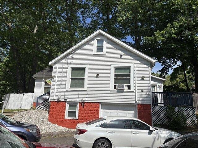 house with 2 bedroom, Springfield MA ES104848121