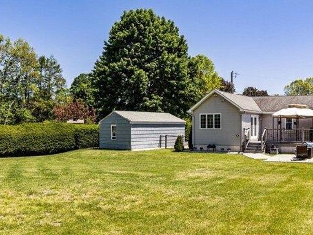 house with 2 bedroom, Springfield MA ES105059495