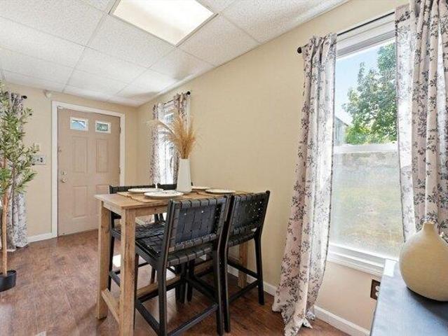 house with 2 bedroom, Springfield MA ES105060712