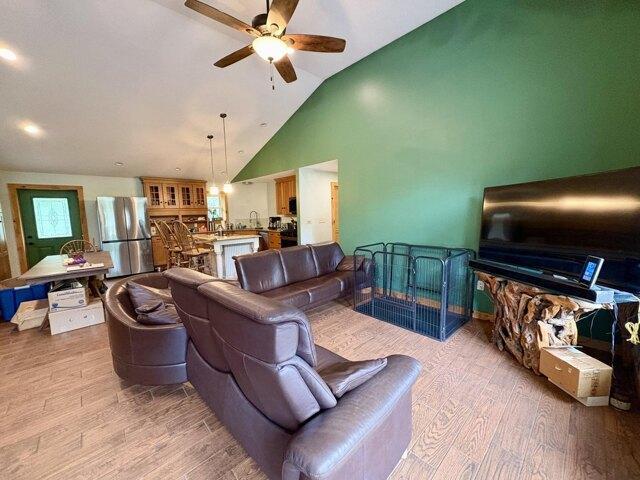 house with 2 bedroom, Springfield ME ES104078167