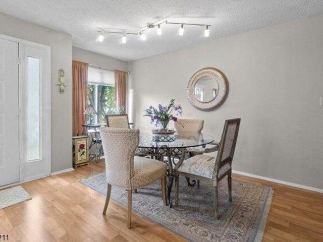 house with 2 bedroom, Springfield NJ ES104513921