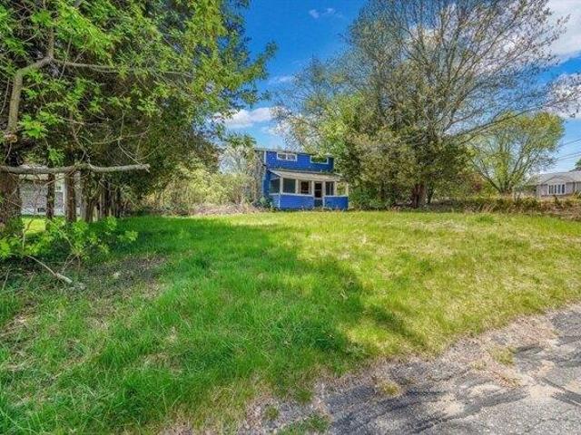 house with 2 bedroom, Swansea MA DS104330229
