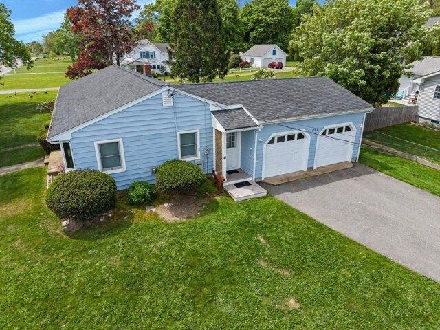 house with 2 bedroom, Swansea MA ES103220058