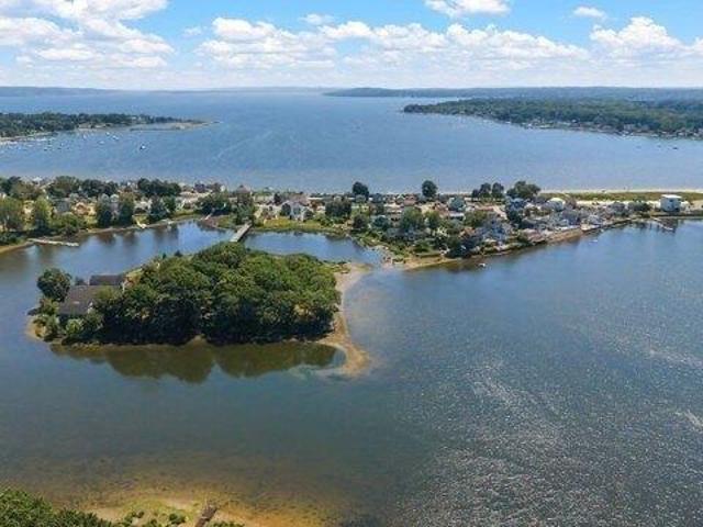 house with 2 bedroom, Swansea MA ES103965726