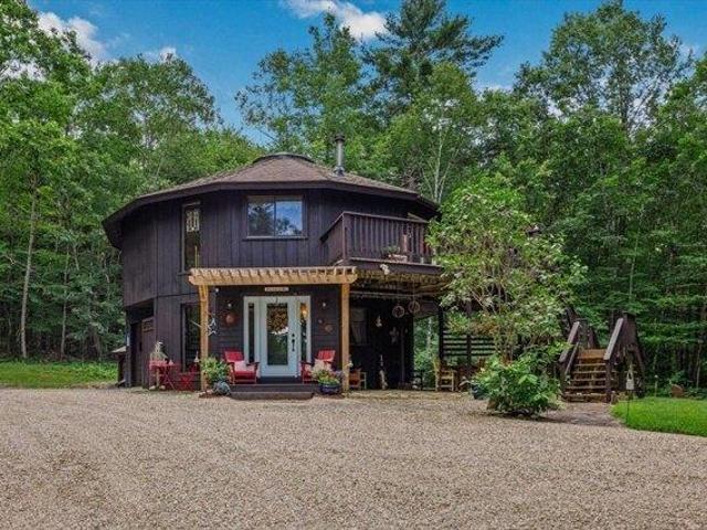house with 2 bedroom, Swanzey NH DS103223995