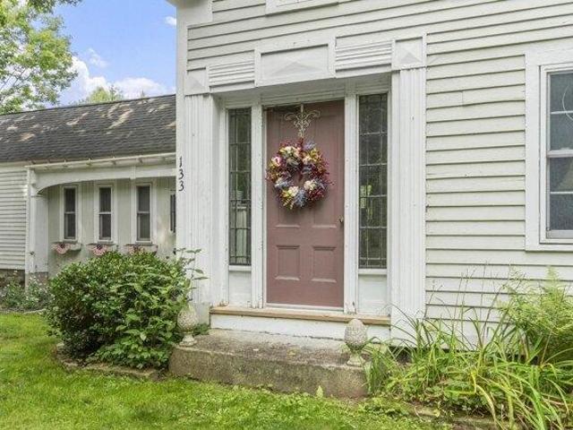 house with 2 bedroom, Swanzey NH ES105114206