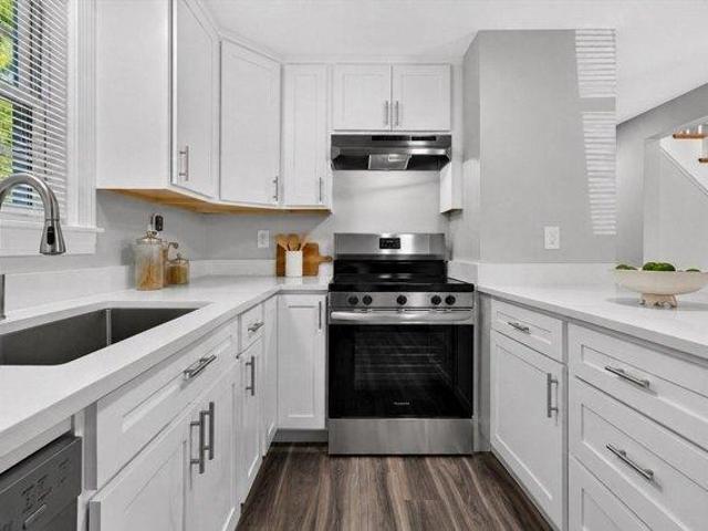 house with 2 bedroom, Stoughton MA ES105060470