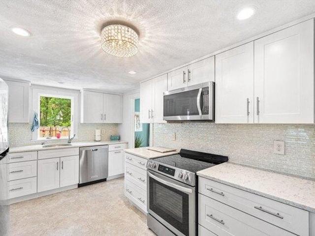house with 2 bedroom, Stow MA ES103442159