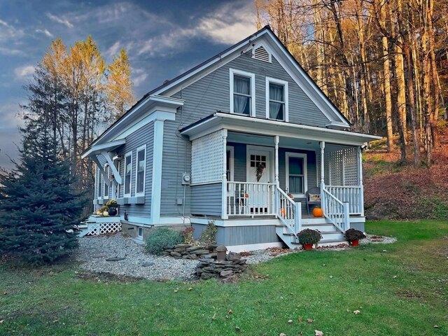 house with 2 bedroom, Stowe VT DS102475237