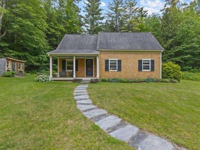 house with 2 bedroom, Stowe VT DS104112408