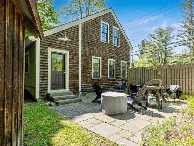 house with 2 bedroom, Stowe VT ES104114332
