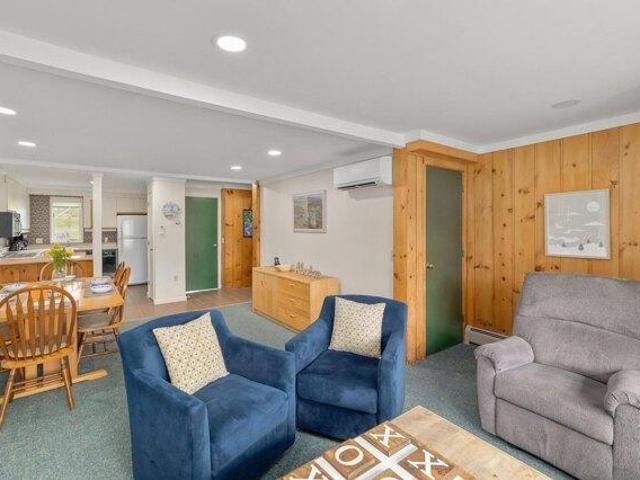 house with 2 bedroom, Stowe VT ES105124350