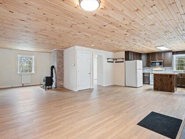 house with 2 bedroom, Stockton Springs ME DLS103035253