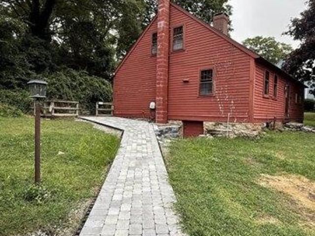 house with 2 bedroom, Stonington CT ES105126919