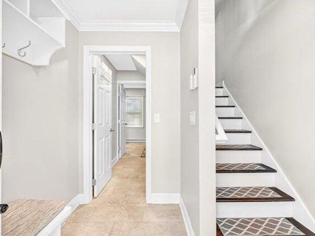 house with 2 bedroom, Stamford CT DS102064037
