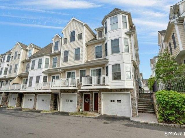 house with 2 bedroom, Stamford CT DS102218084