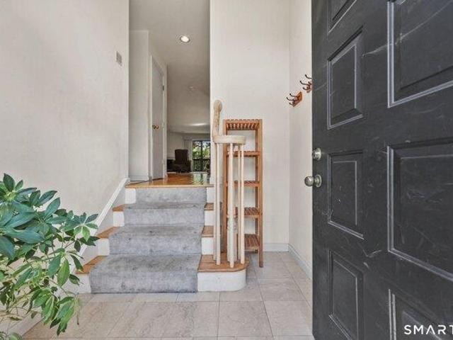 house with 2 bedroom, Stamford CT DS102584494