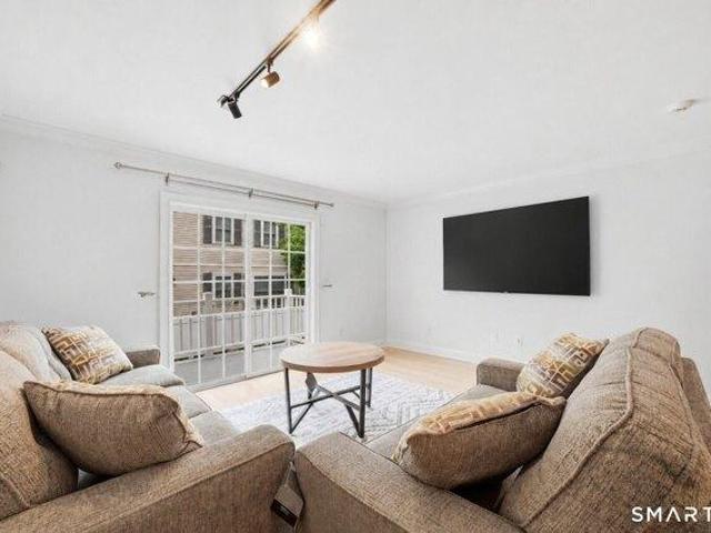house with 2 bedroom, Stamford CT DS102762732