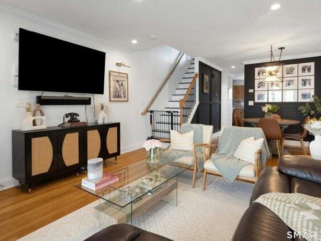 house with 2 bedroom, Stamford CT ES104111974