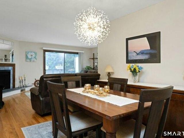 house with 2 bedroom, Stamford CT ES104232434