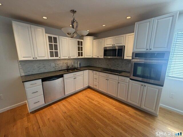 house with 2 bedroom, Stamford CT ES104237155