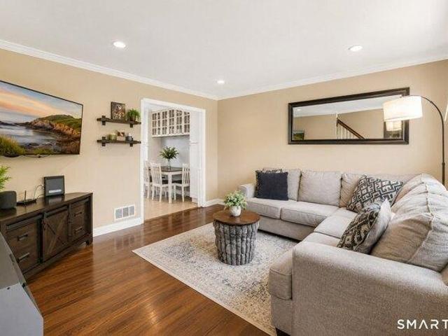 house with 2 bedroom, Stamford CT ES104478249