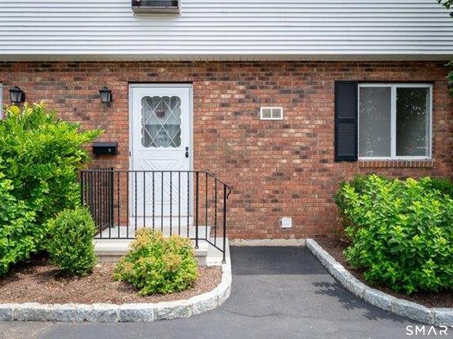 house with 2 bedroom, Stamford CT ES104478882