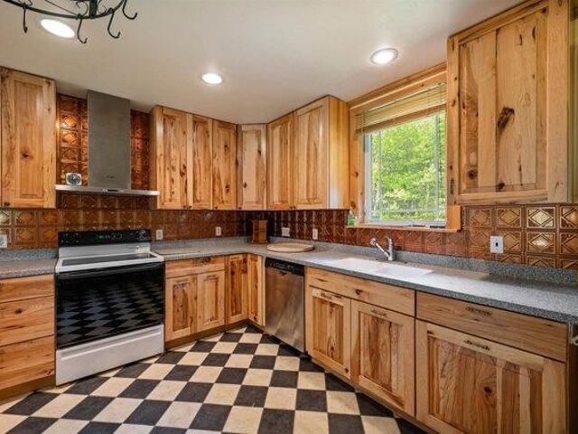house with 2 bedroom, Stark NH DS103604661