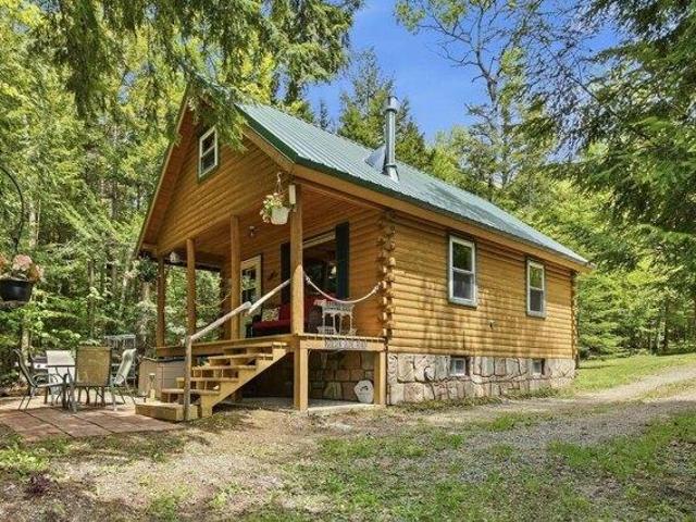 house with 2 bedroom, Stark NH DS104262195