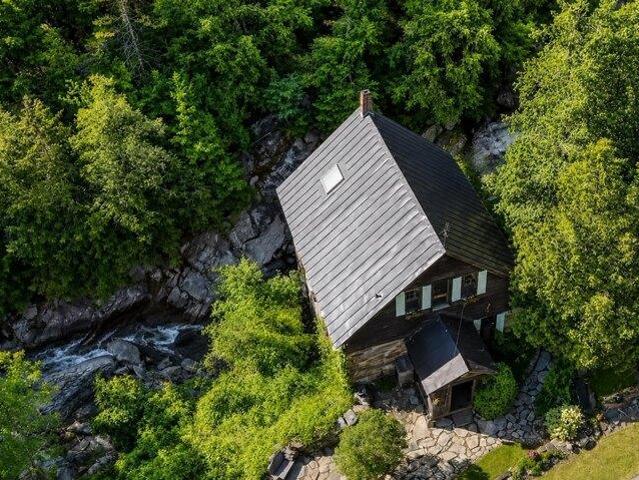 house with 2 bedroom, Starksboro VT DS104265245