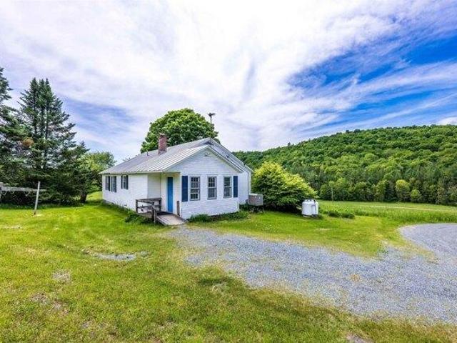 house with 2 bedroom, Strafford VT ES103437151