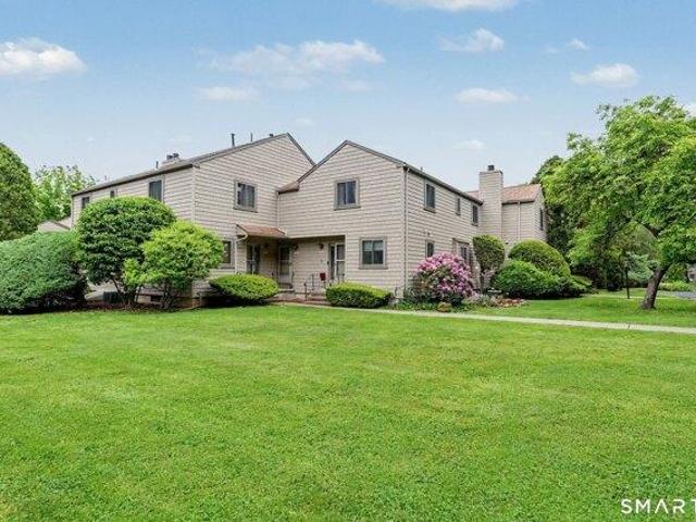 house with 2 bedroom, Stratford CT DLS102775829