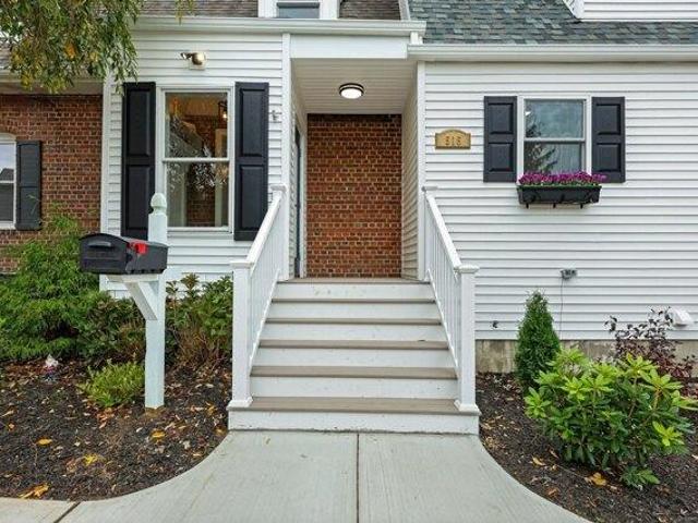 house with 2 bedroom, Stratford CT DS102254167