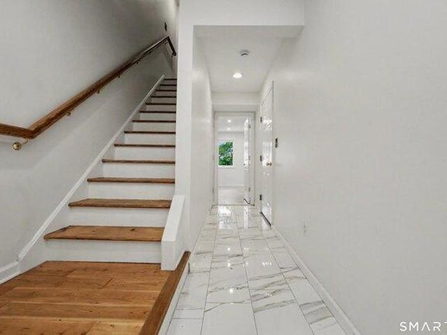 house with 2 bedroom, Stratford CT DS103162505