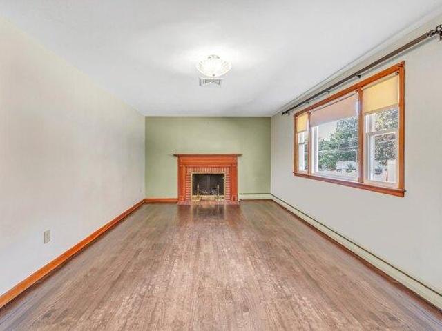 house with 2 bedroom, Stratford CT ES103432976